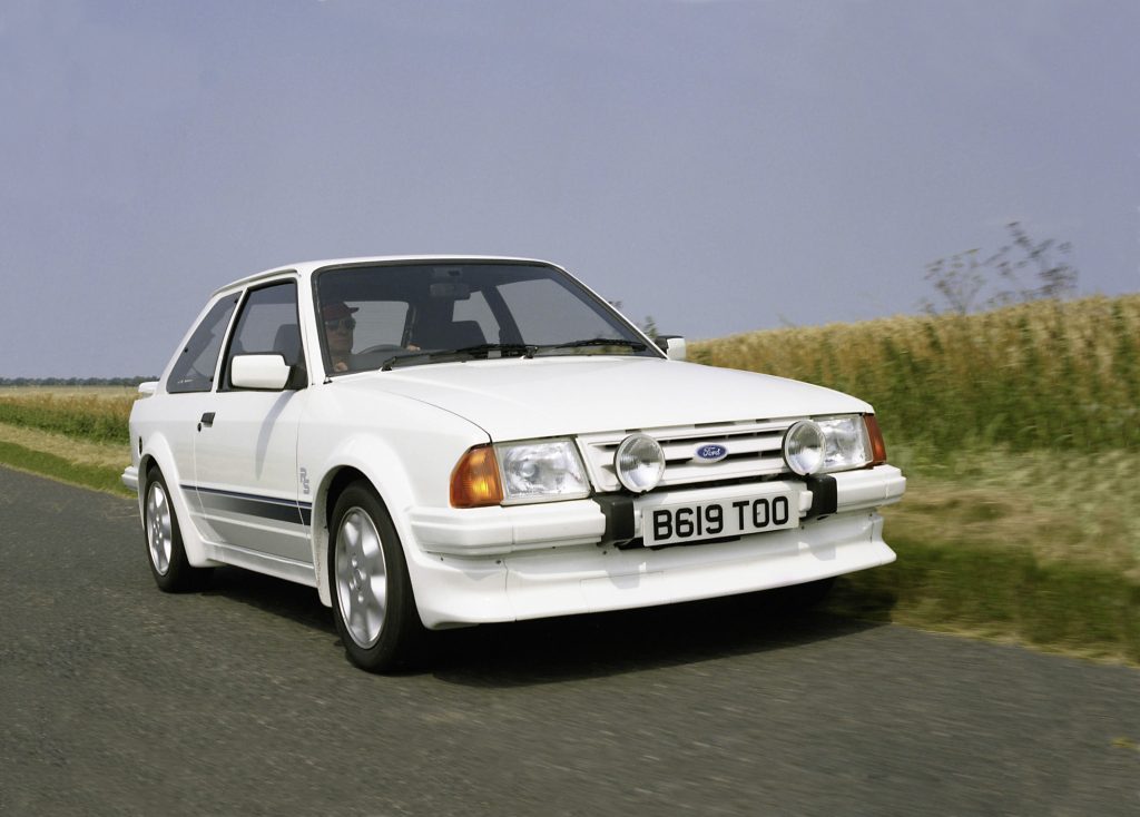 FORD ESCORT XR3i - Masta Magazine